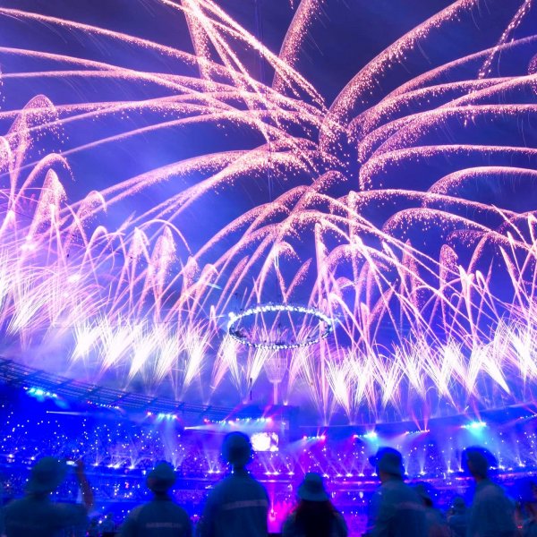 Grand Spectaculars – Howards Fireworks